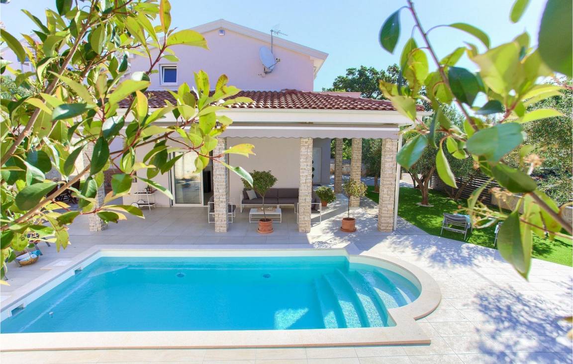 205 M² Maison De Vacances ∙ 4 Chambres ∙ 10 Personnes - Krk