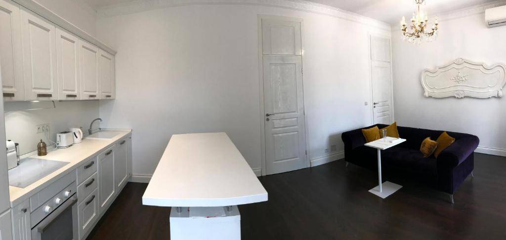 65 M² Huoneisto ∙ 1 Makuuhuone ∙ 2 Vierasta - Monaco