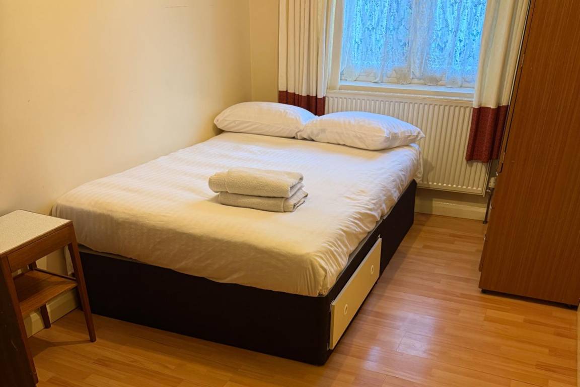 55 M² Apartment ∙ 2 Bedrooms ∙ 4 Guests - Thames Ditton