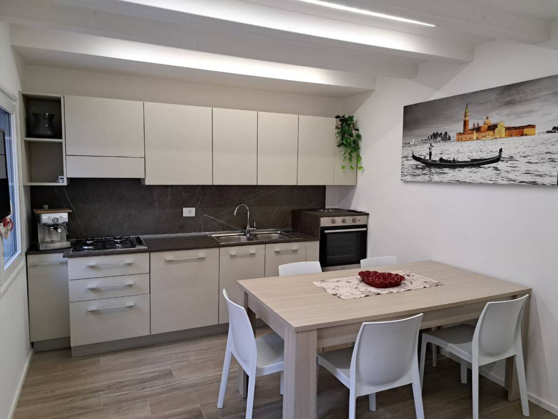100 M² House ∙ 2 Bedrooms ∙ 5 Guests - Sottomarina