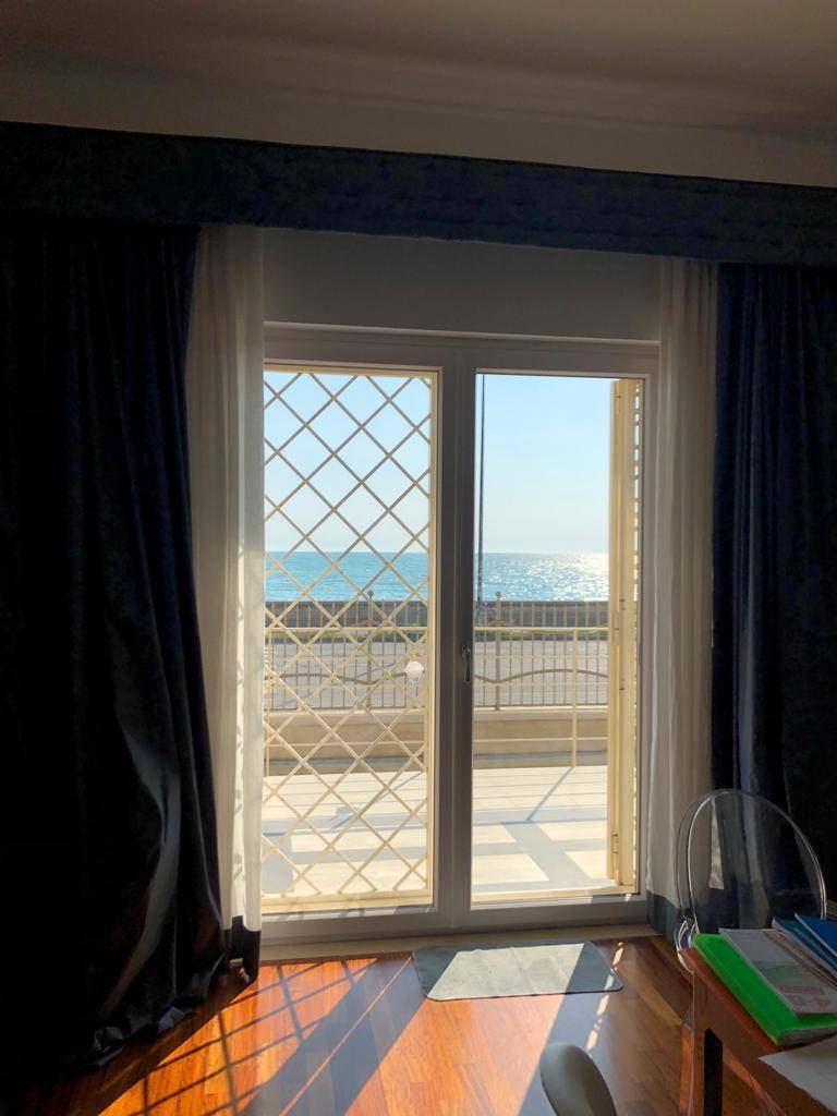 1000 M² Villa ∙ 2 Slaapkamers ∙ 6 Gasten - Battipaglia