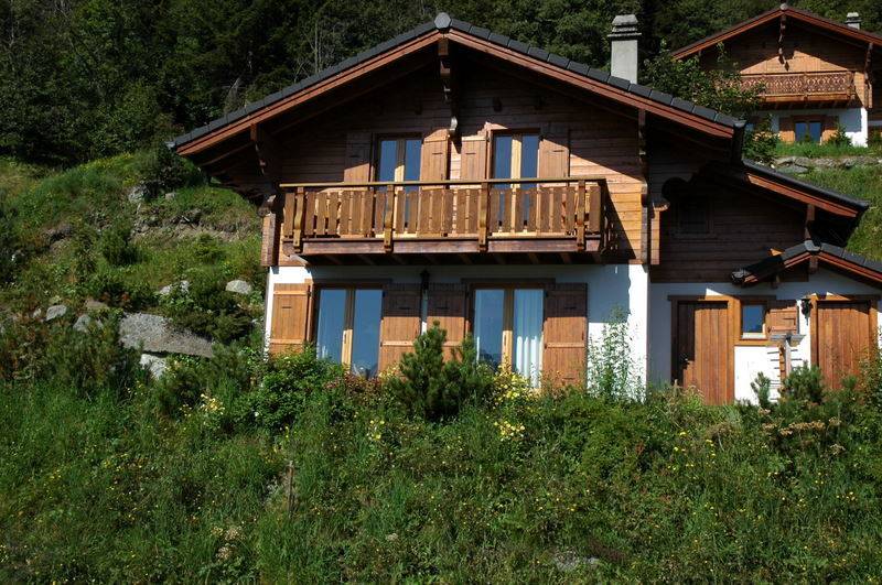 100 M² Chalet ∙ 4 Chambres ∙ 10 Personnes - Suisse