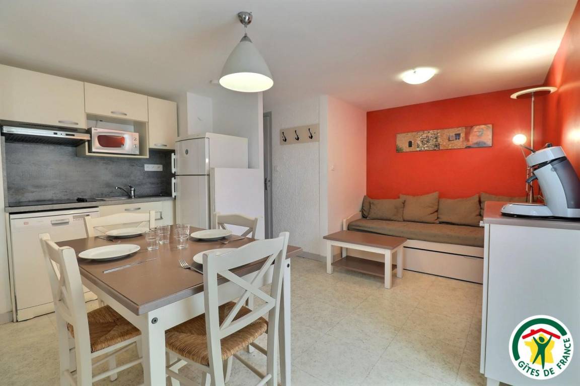 35 M² Gîte ∙ 3 Bedrooms ∙ 5 Guests - Bédoin