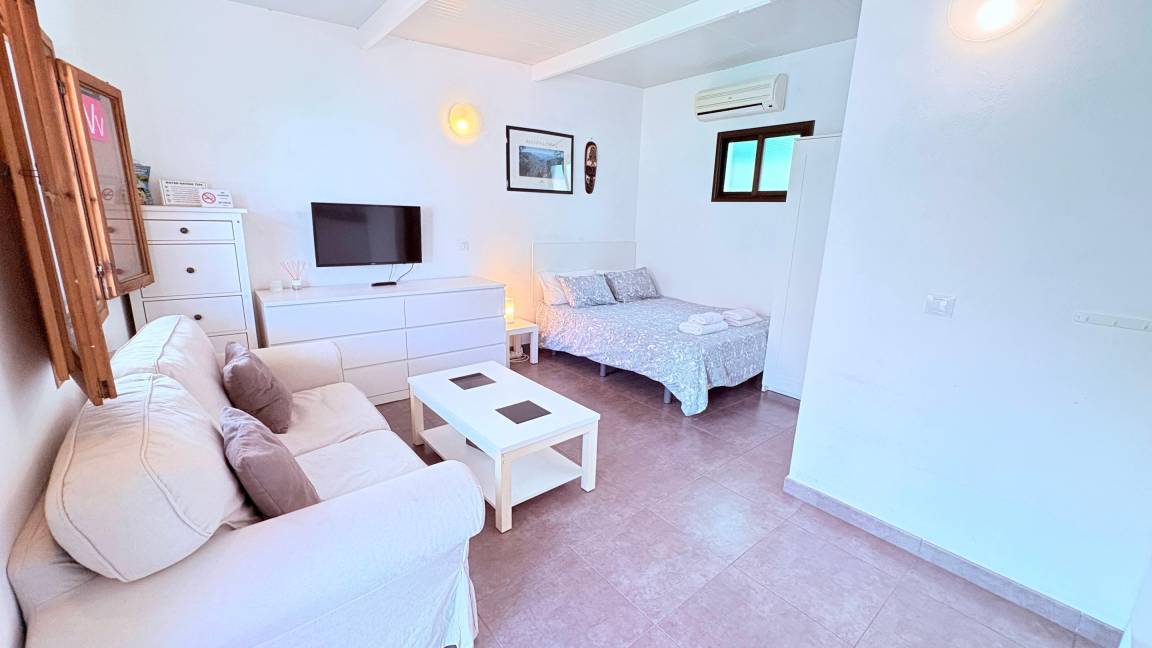 85 M² Huis ∙ 1 Slaapkamer ∙ 2 Gasten - San Bartolomé de Tirajana