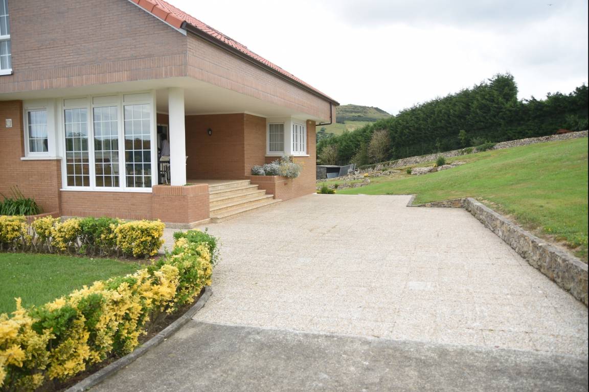 140 M² Villa ∙ 3 Schlafzimmer ∙ 7 Gäste - Kantabrien
