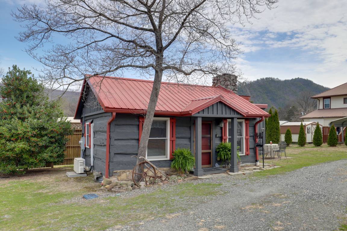 37 M² Apartment ∙ 2 Guests - Hot Springs, NC