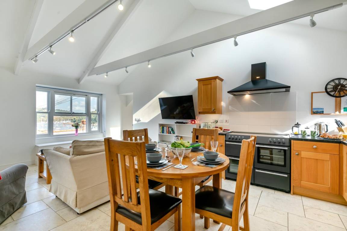 Cottage ∙ 2 Bedrooms ∙ 4 Guests - Fowey