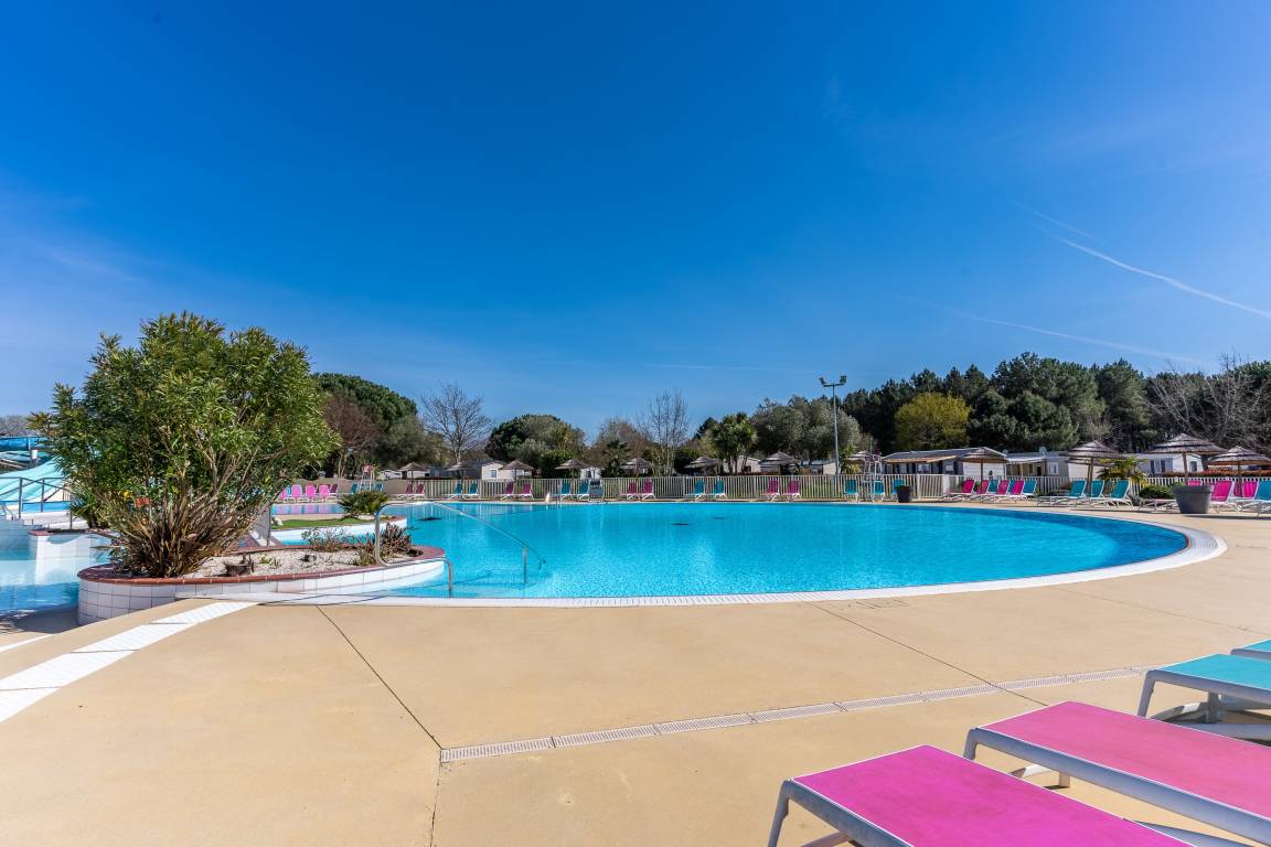 40 M² Camping ∙ 3 Chambres ∙ 8 Personnes - Parentis-en-Born