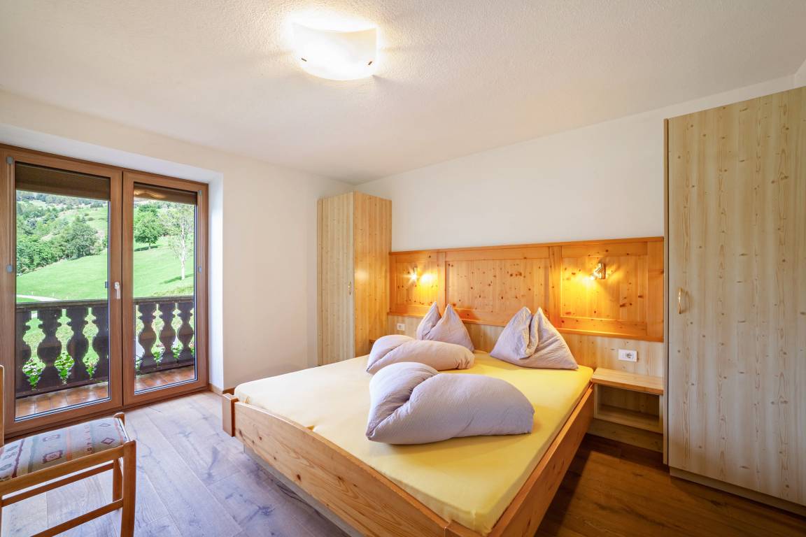 48 M² Ferienwohnung ∙ 2 Schlafzimmer ∙ 5 Gäste - Burgeis