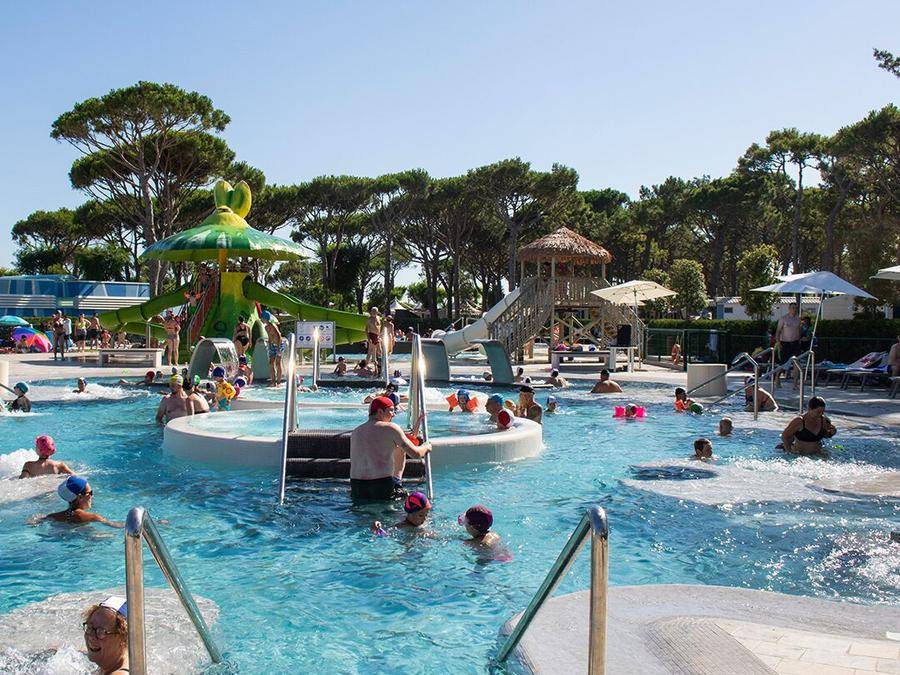 24 M² Caravan ∙ 2 Bedrooms ∙ 4 Guests - Venice