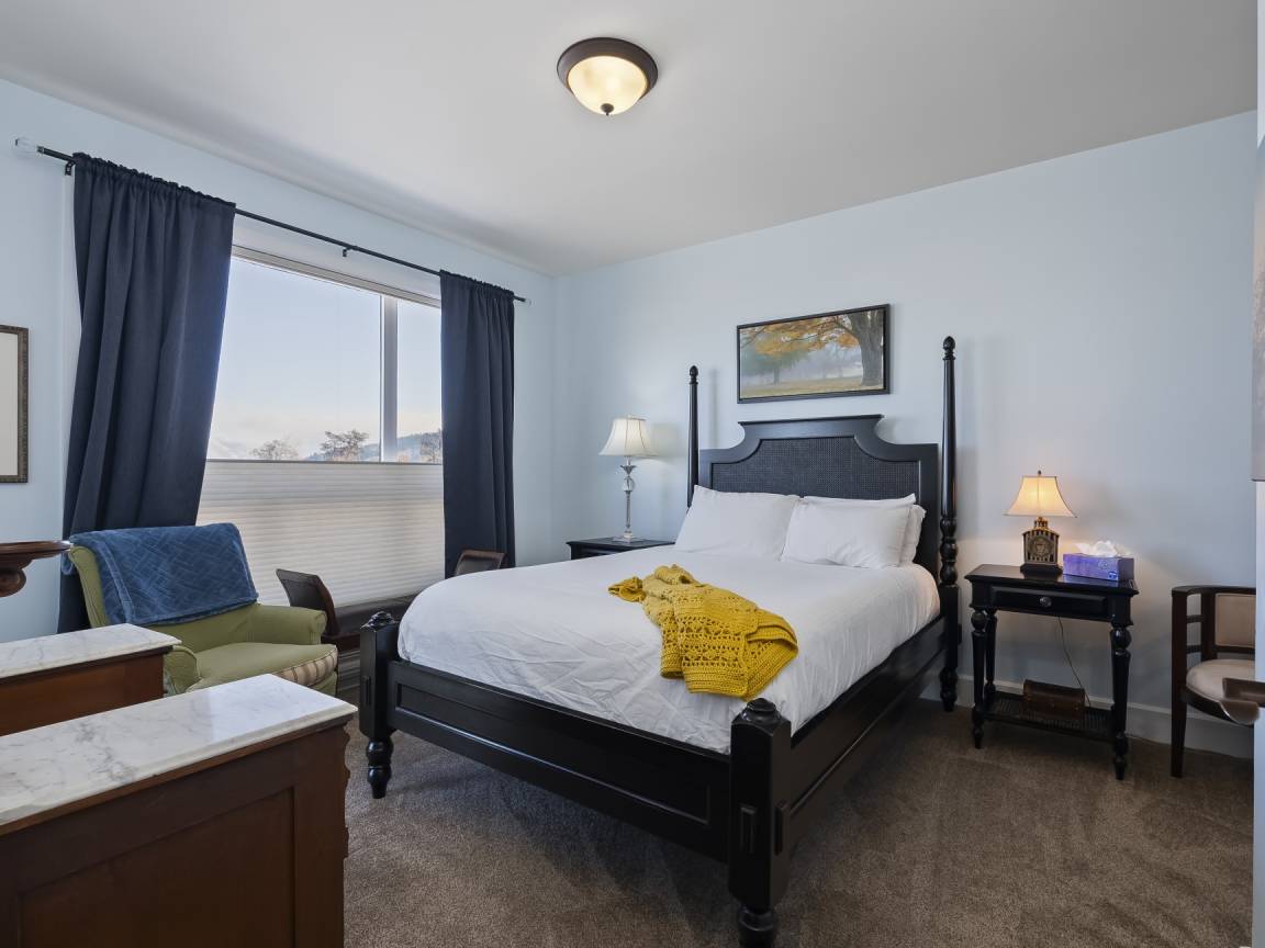 138 M² Apartment ∙ 2 Bedrooms ∙ 4 Guests - Shepherd Lake, ID