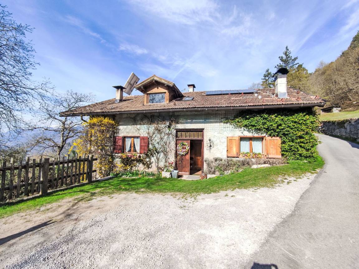 90 M² Huis ∙ 3 Slaapkamers ∙ 6 Gasten - Comano