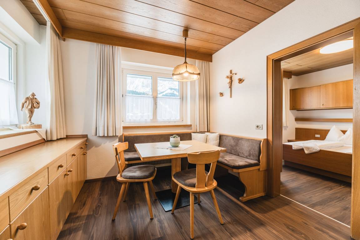 65 M² Apartment ∙ 2 Bedrooms ∙ 4 Guests - Val Gardena