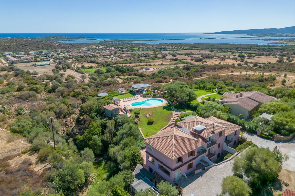 60 M² Ferienwohnung ∙ 2 Schlafzimmer ∙ 4 Gäste - San Teodoro