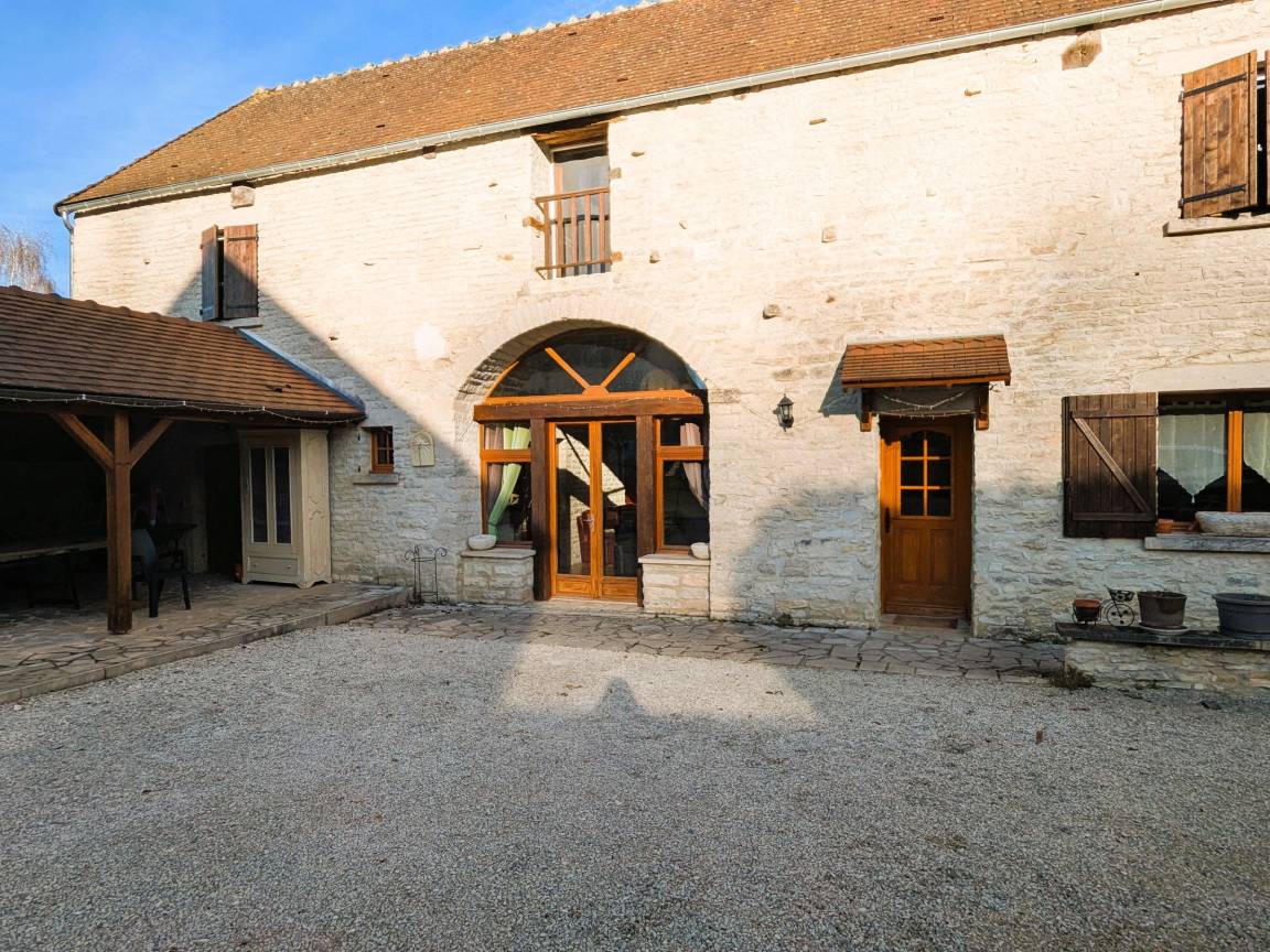 175 M² Cottage ∙ 4 Chambres ∙ 12 Personnes - Yonne