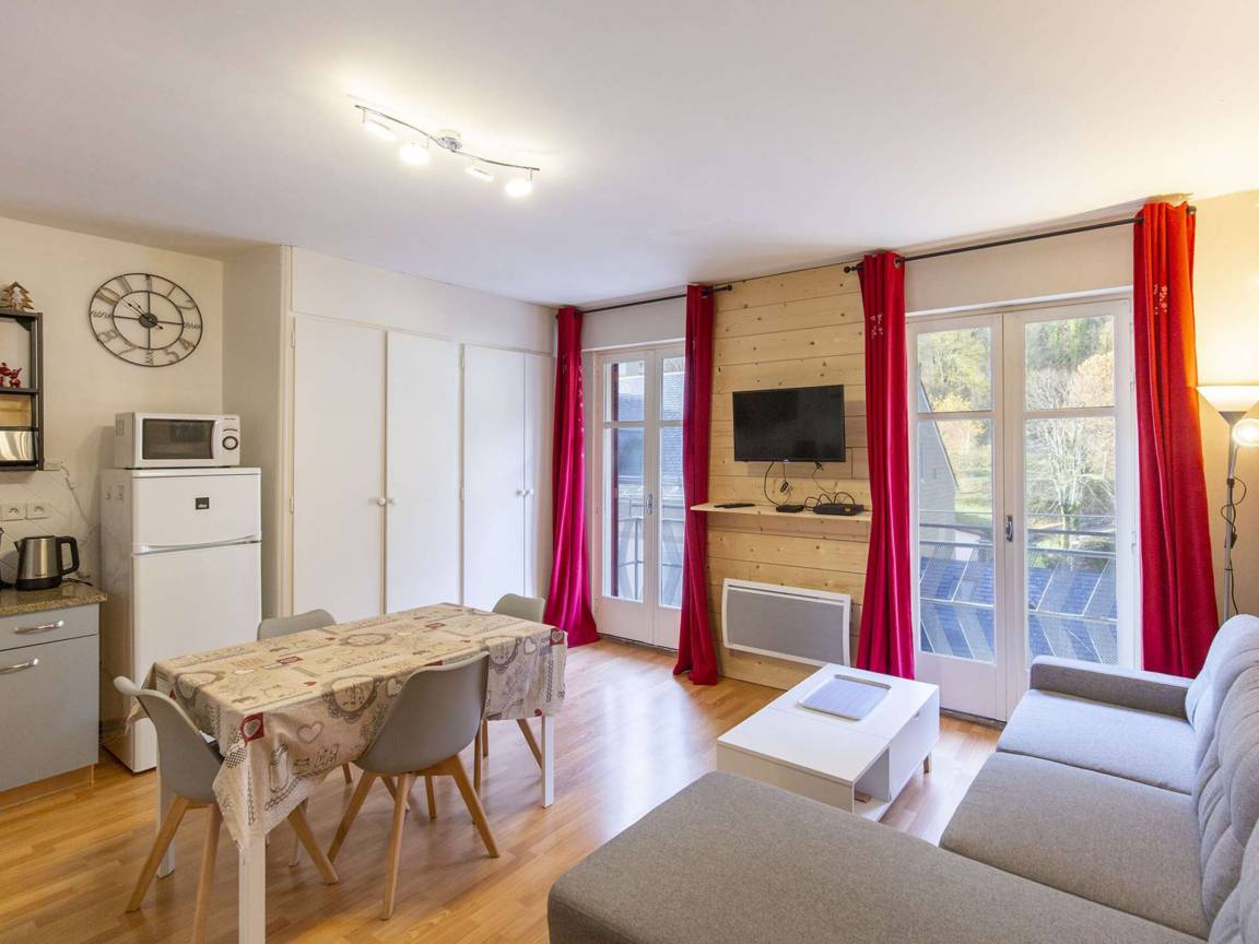 48 M² Ferienwohnung ∙ 2 Schlafzimmer ∙ 6 Gäste - Cauterets