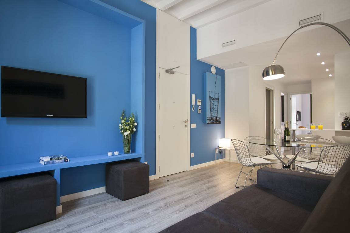60 M² Apartment ∙ 2 Bedrooms ∙ 4 Guests - Barcelona