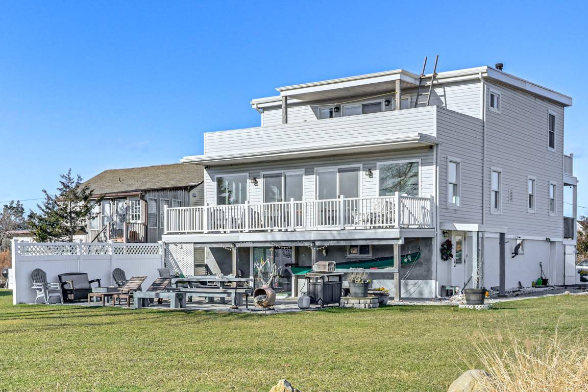 139 M² Apartamento ∙ 3 Habitaciones ∙ 6 Huéspedes - Mastic Beach, NY