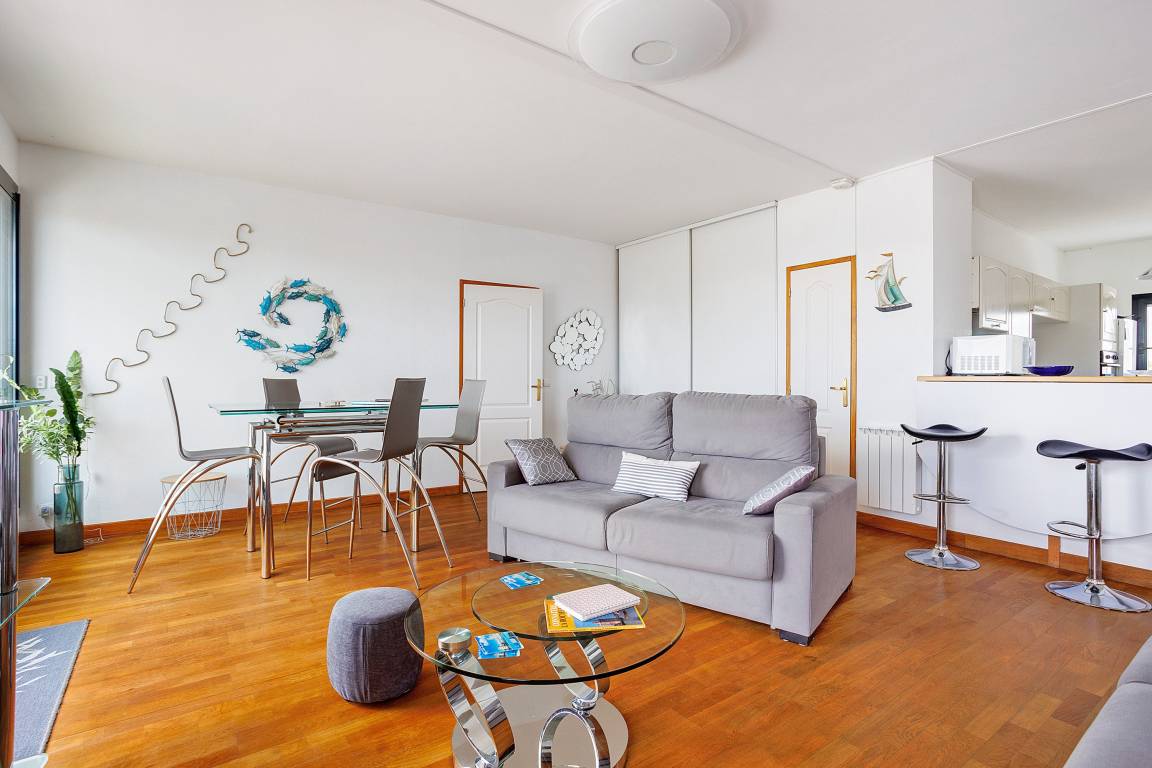 72 M² Appartement ∙ 2 Chambres ∙ 6 Personnes - ibis La Rochelle Vieux Port