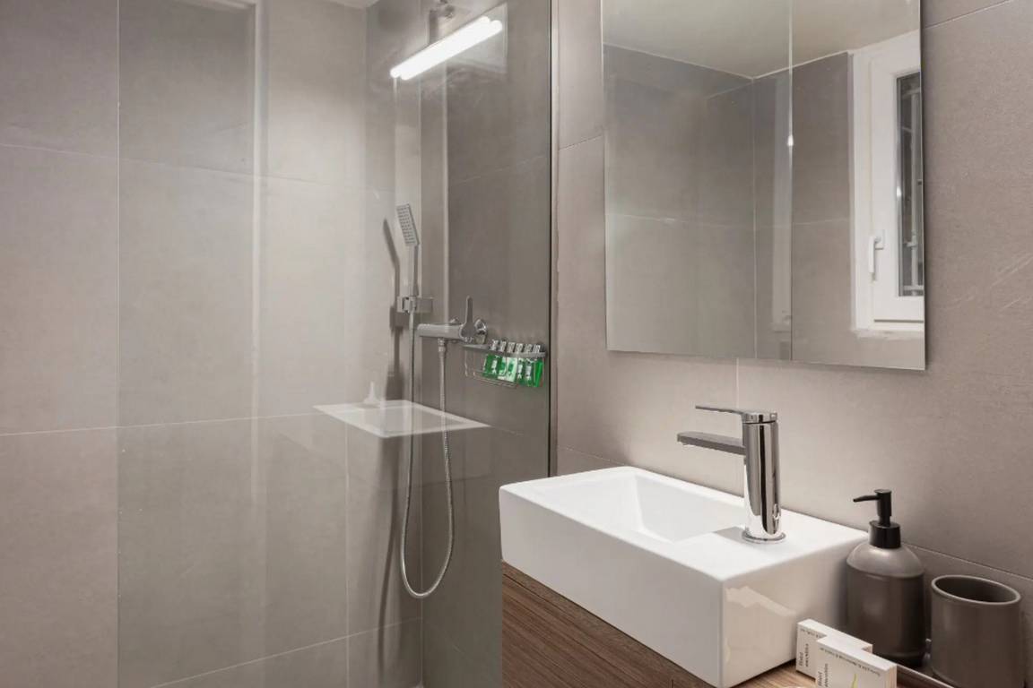 Villa ∙ 4 Bedrooms ∙ 8 Guests - Athens