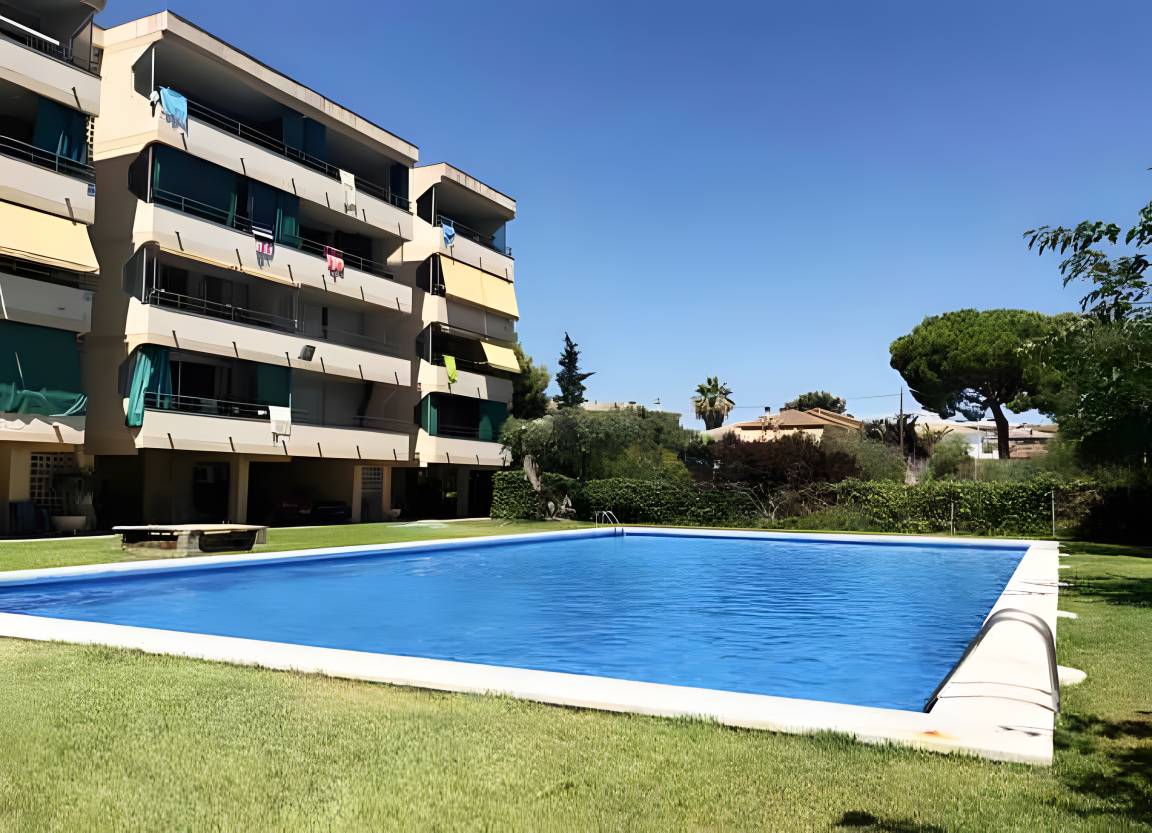 80 M² Apartamento ∙ 2 Habitaciones ∙ 4 Huéspedes - El Vendrell