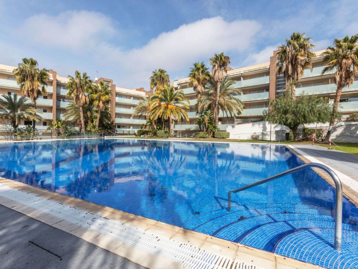 108 M² Appartement ∙ 1 Chambre ∙ 7 Personnes - Salou
