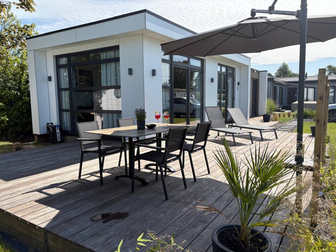 45 M² Chalet ∙ 2 Slaapkamers ∙ 4 Gasten - Zierikzee