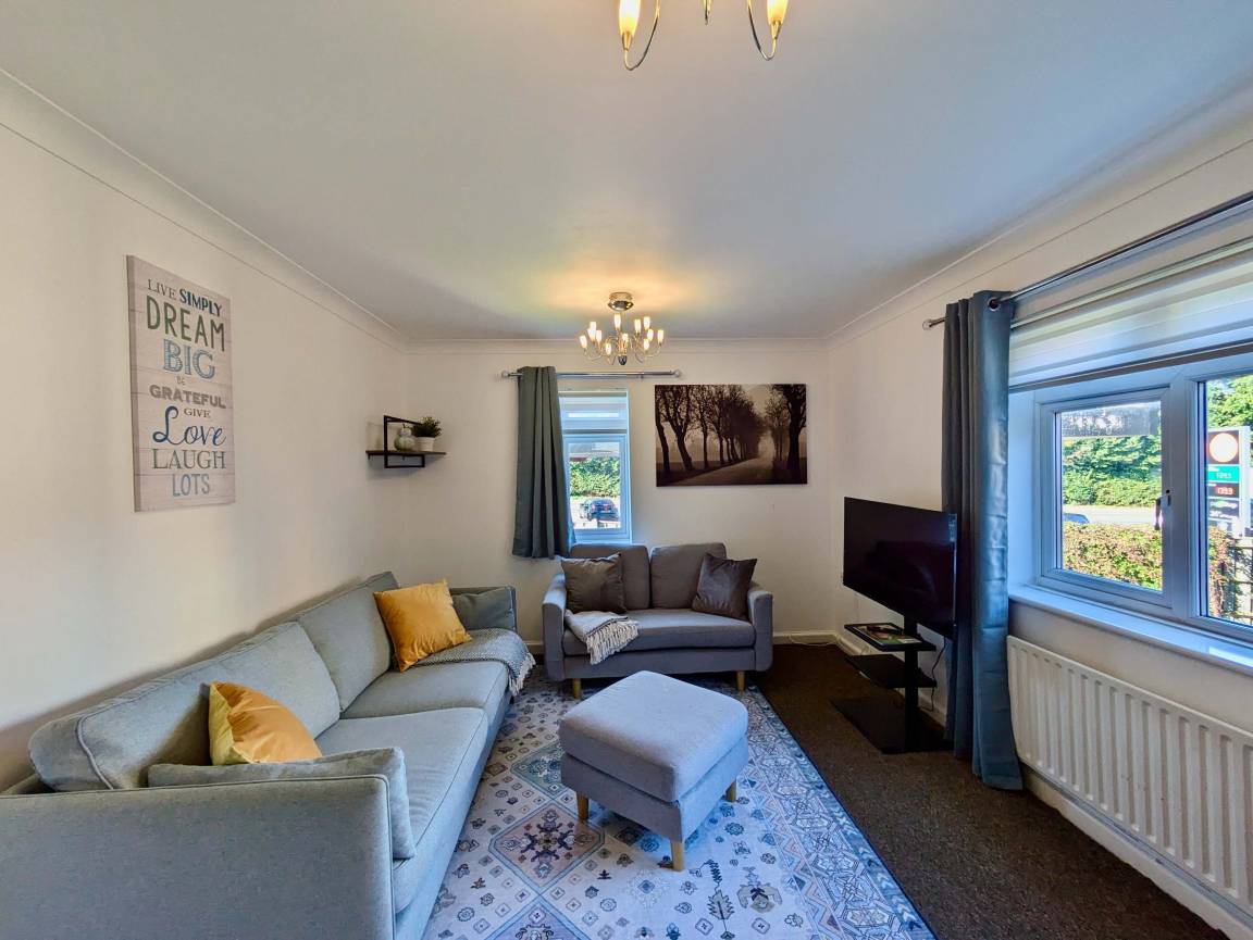 Apartment ∙ 2 Bedrooms ∙ 4 Guests - Sevenoaks