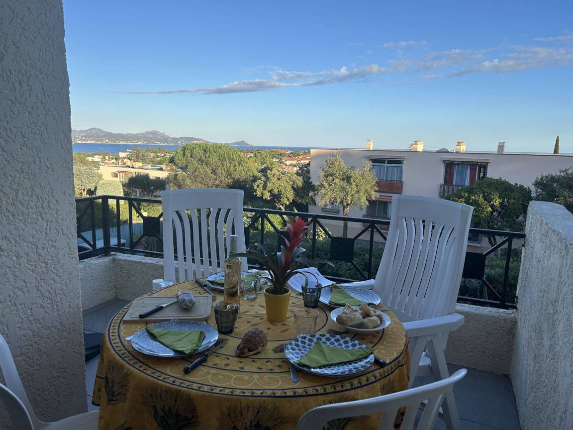 32 M² Appartement ∙ 1 Chambre ∙ 4 Personnes - Saint-Aygulf