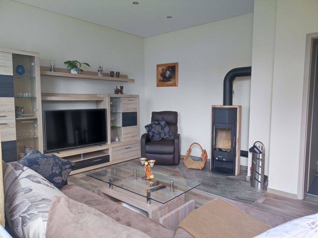 83 M² Ferienhaus ∙ 2 Schlafzimmer ∙ 3 Gäste - Senftenberg