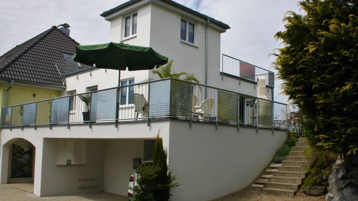 135 M² Ferienwohnung ∙ 3 Schlafzimmer ∙ 6 Gäste - Bad Wurzach