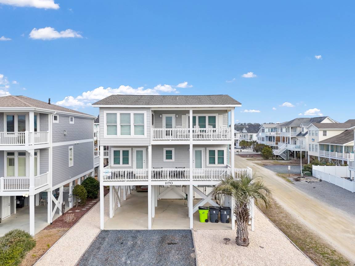 163 M² House ∙ 4 Bedrooms ∙ 8 Guests - Holden Beach, NC