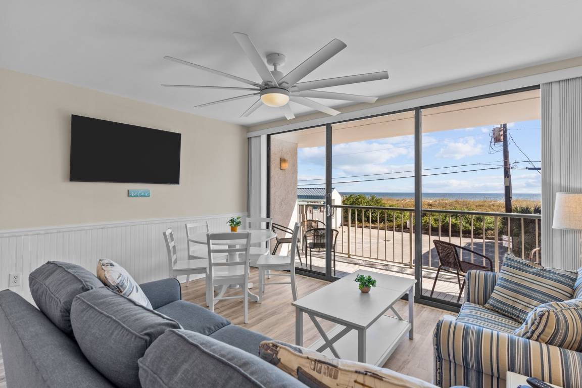 79 M² Condo ∙ 2 Bedrooms ∙ 7 Guests - Carolina Beach, NC