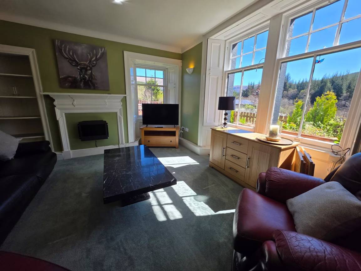 85 M² Apartment ∙ 1 Bedroom ∙ 4 Guests - Loch Glass