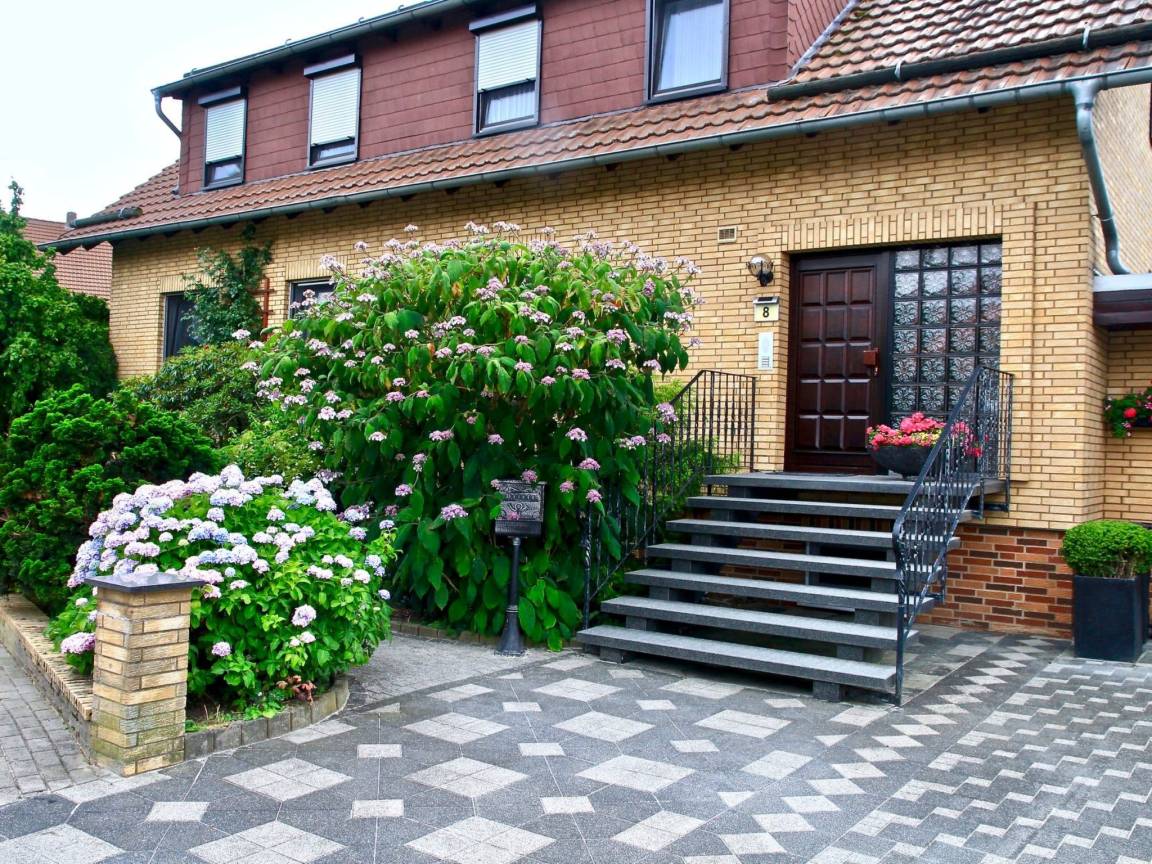 100 M² Ferienwohnung ∙ 3 Schlafzimmer ∙ 6 Gäste - Bad Gandersheim