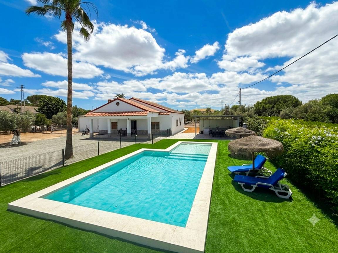 140 M² Huis ∙ 3 Slaapkamers ∙ 6 Gasten - Arahal