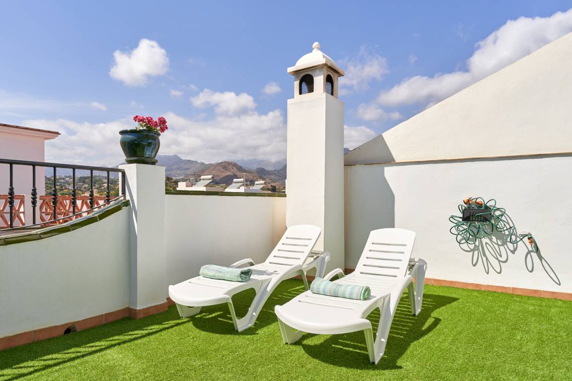 90 M² House ∙ 2 Bedrooms ∙ 4 Guests - Nerja