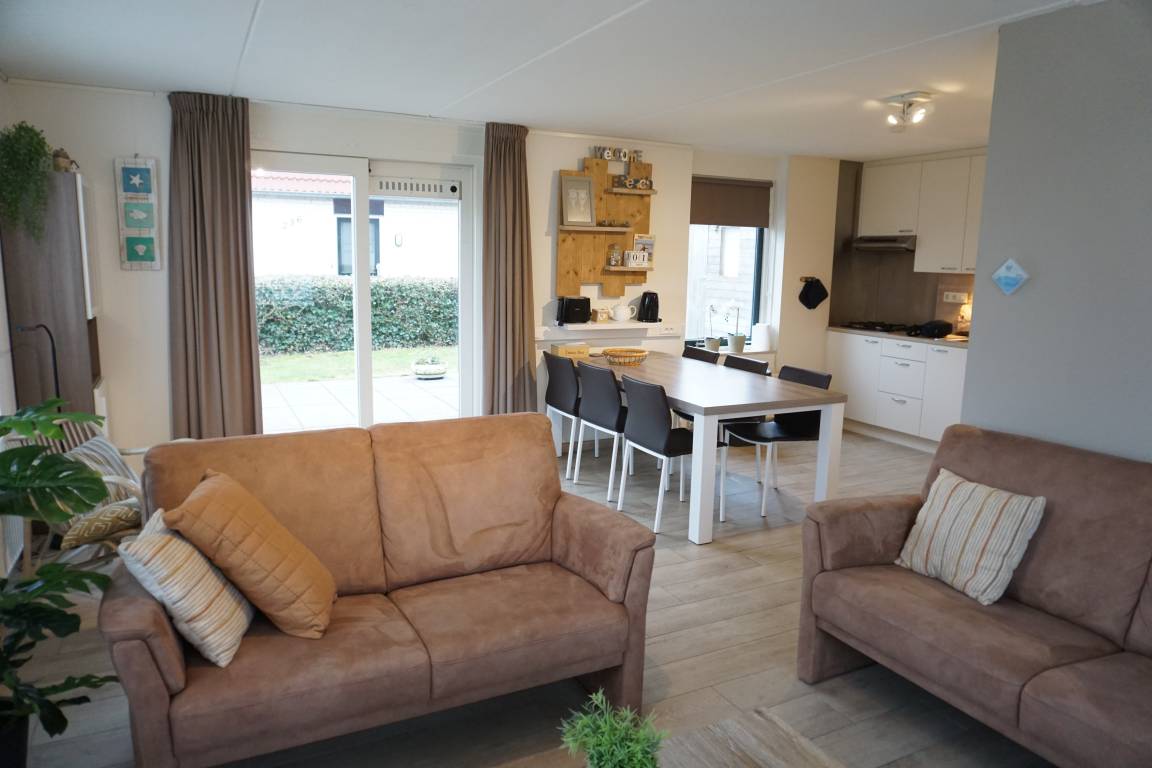 90 M² Ferienhaus ∙ 3 Schlafzimmer ∙ 5 Gäste - Breskens