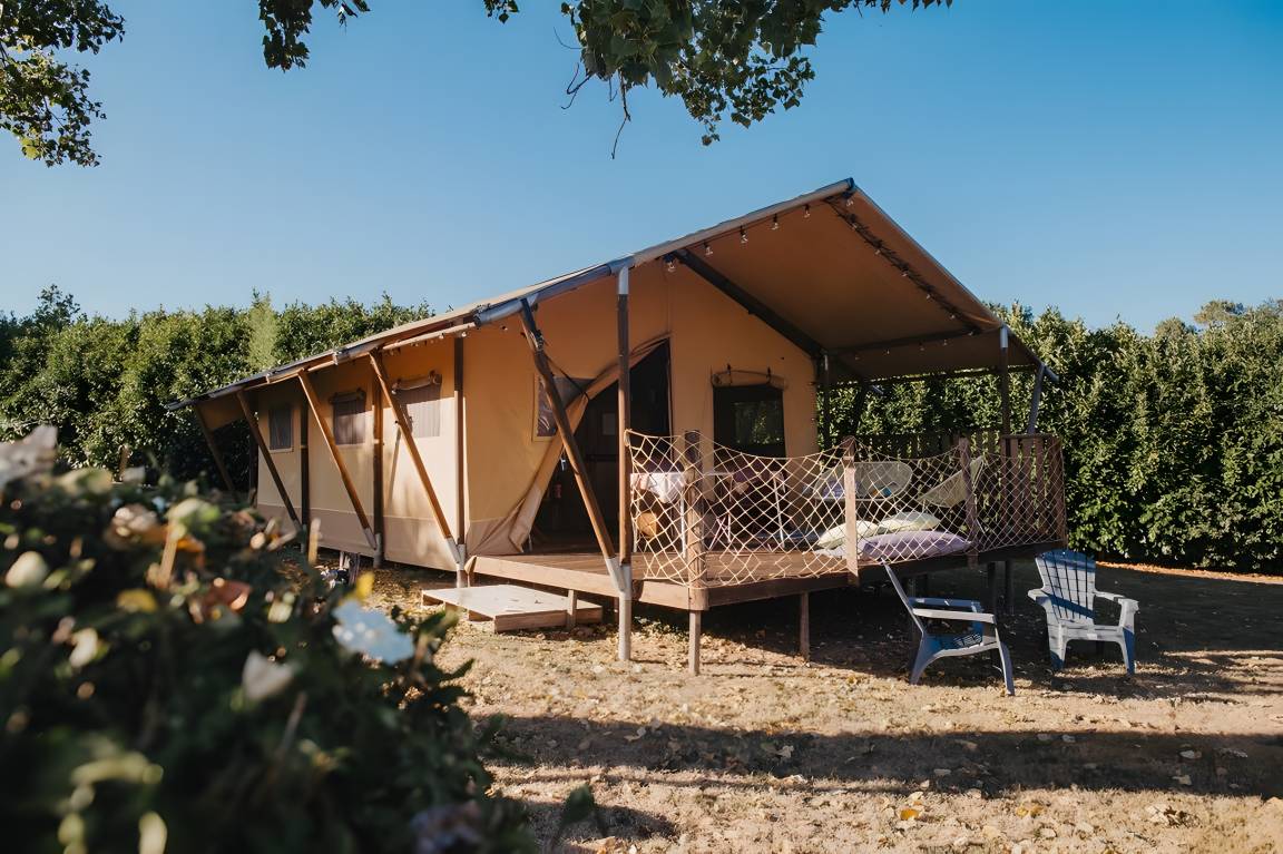 35 M² Camping ∙ 2 Habitaciones ∙ 4 Huéspedes - Bergerac