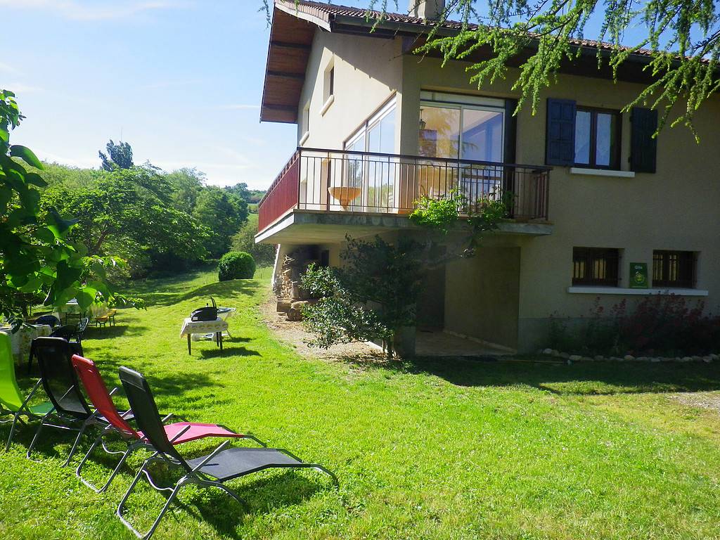 240 M² Gîte ∙ 6 Chambres ∙ 12 Personnes - Roybon