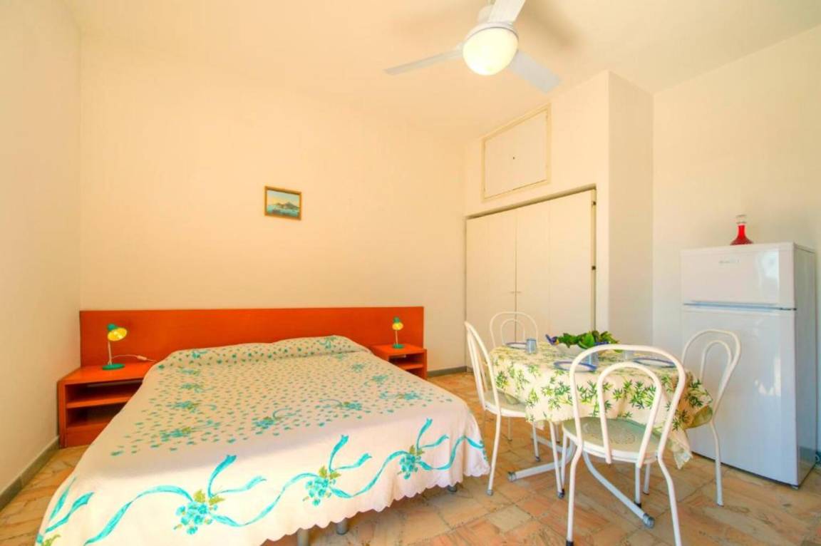 90 M² Apartment ∙ 2 Bedrooms ∙ 6 Guests - Ischia