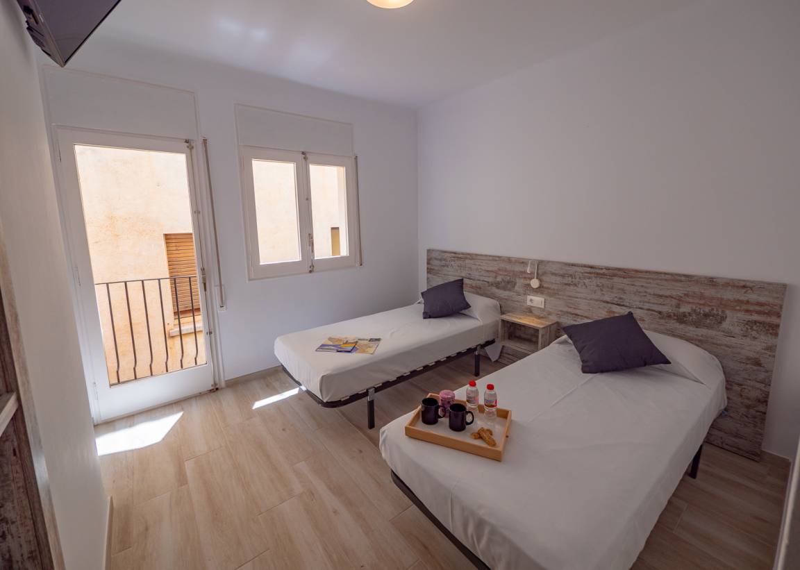 12 M² Hotel ∙ 1 Bedroom ∙ 2 Guests - Empuriabrava