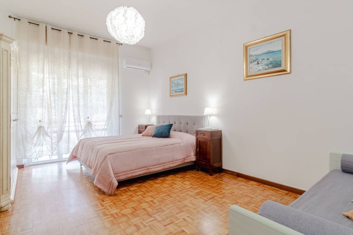 60 M² Apartment ∙ 1 Bedroom ∙ 4 Guests - Genoa