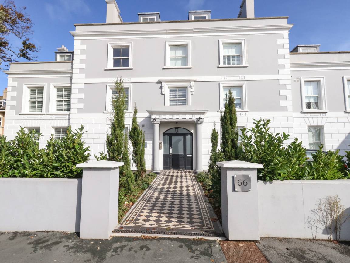 Cottage ∙ 2 Bedrooms ∙ 4 Guests - Dorchester