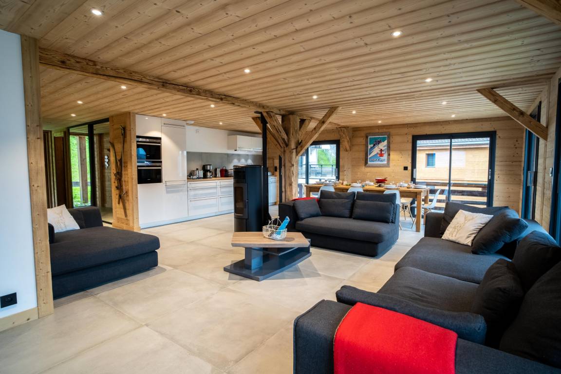 150 M² Ferienwohnung ∙ 4 Schlafzimmer ∙ 8 Gäste - Champéry