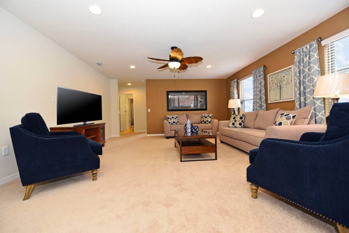 305 M² House ∙ 7 Bedrooms ∙ 14 Guests - Maitland, FL