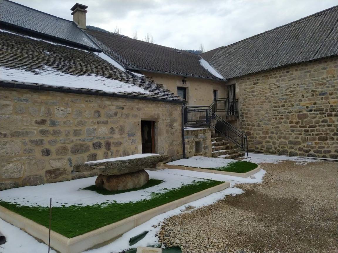180 M² Gîte ∙ 5 Chambres ∙ 12 Personnes - Bagnols-les-Bains
