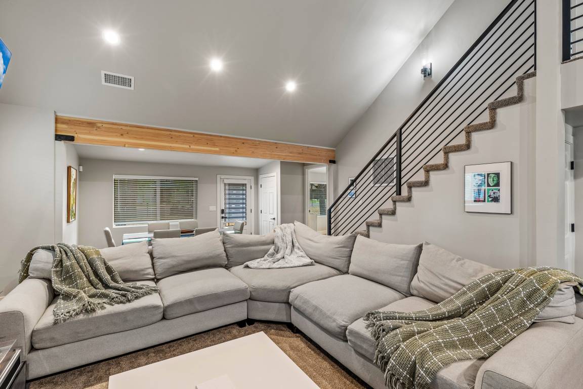 Cabin ∙ 3 Bedrooms ∙ 6 Guests - Flagstaff, AZ