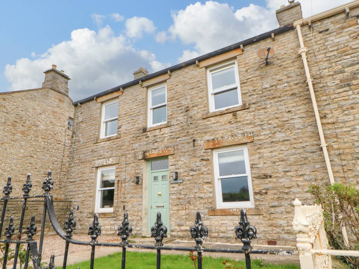Cottage ∙ 4 Bedrooms ∙ 10 Guests - Leyburn