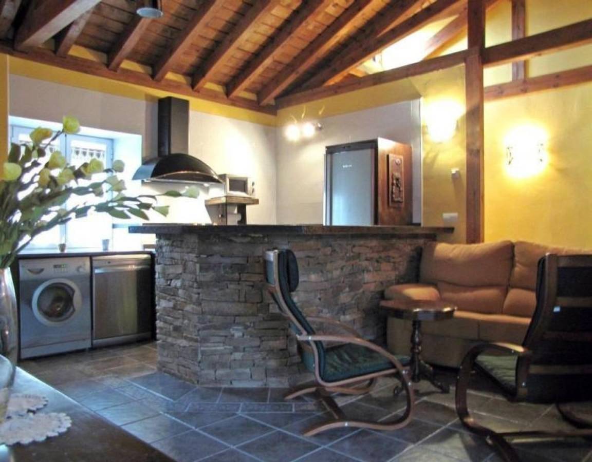 120 M² Huis ∙ 3 Slaapkamers ∙ 7 Gasten - Soria